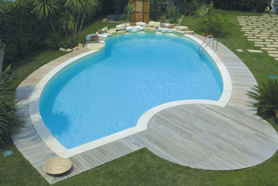 Piscine arrondie : découvrez tous nos modèles - Aquilus